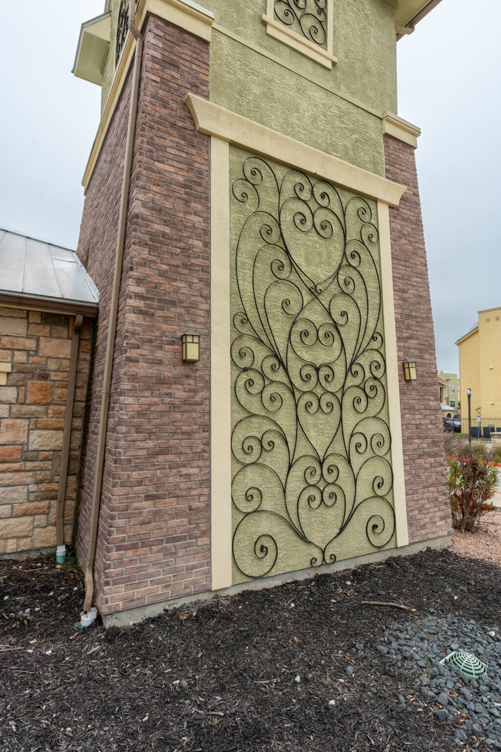 New Jersey Vintage Brick Veneer with Elegant Neutral Colors